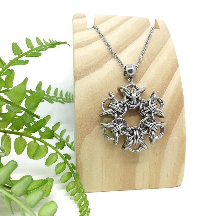 Pixie Link Chain Maille Tutorial - Pendant Tutorial - DIY Chainmail - Etsy Canada
