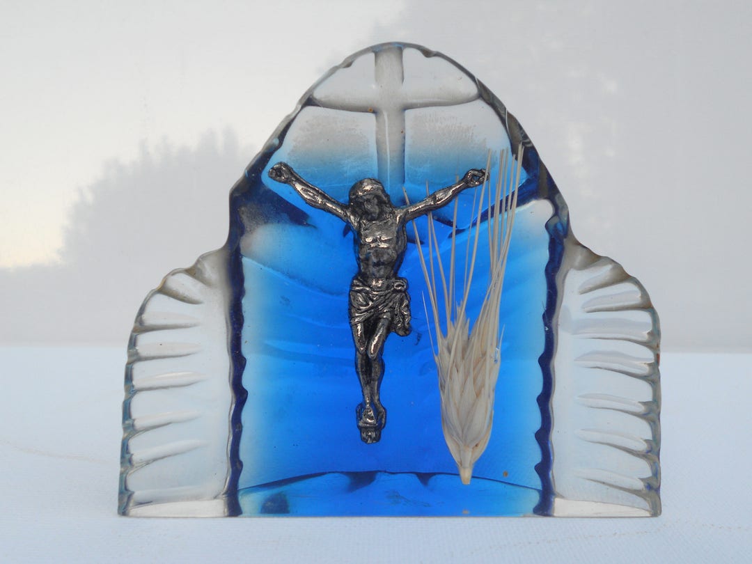 Plastic Block Reliquary Sculpture Jesus Dead on the Cross Year 80's - Etsy