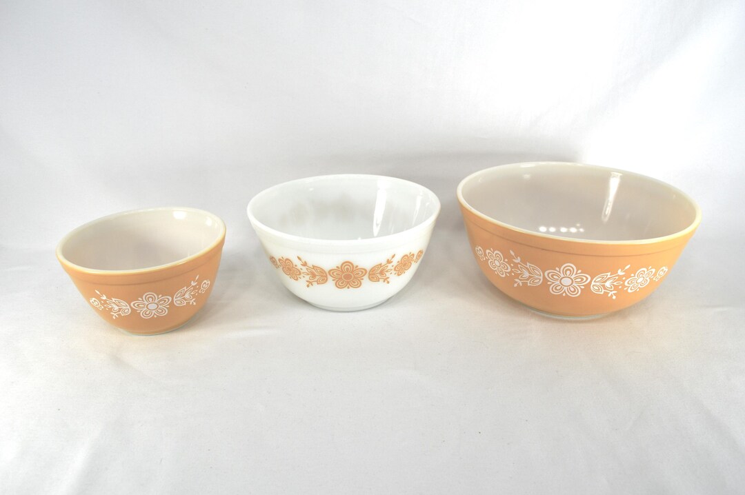 Vintage Mixing Bowls, Pyrex Butterfly Gold, No's 401, 402 & 403 ...