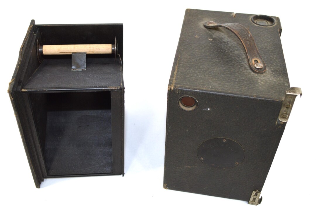 Antique Kewpie Box Camera No. 3A by Conley Camera Co. Rochester Minn ...