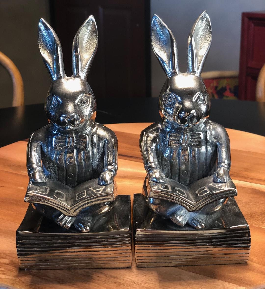 Vintage Rabbit/bunny Bookends/whimsical/reading Bunnies Sitting on a ...