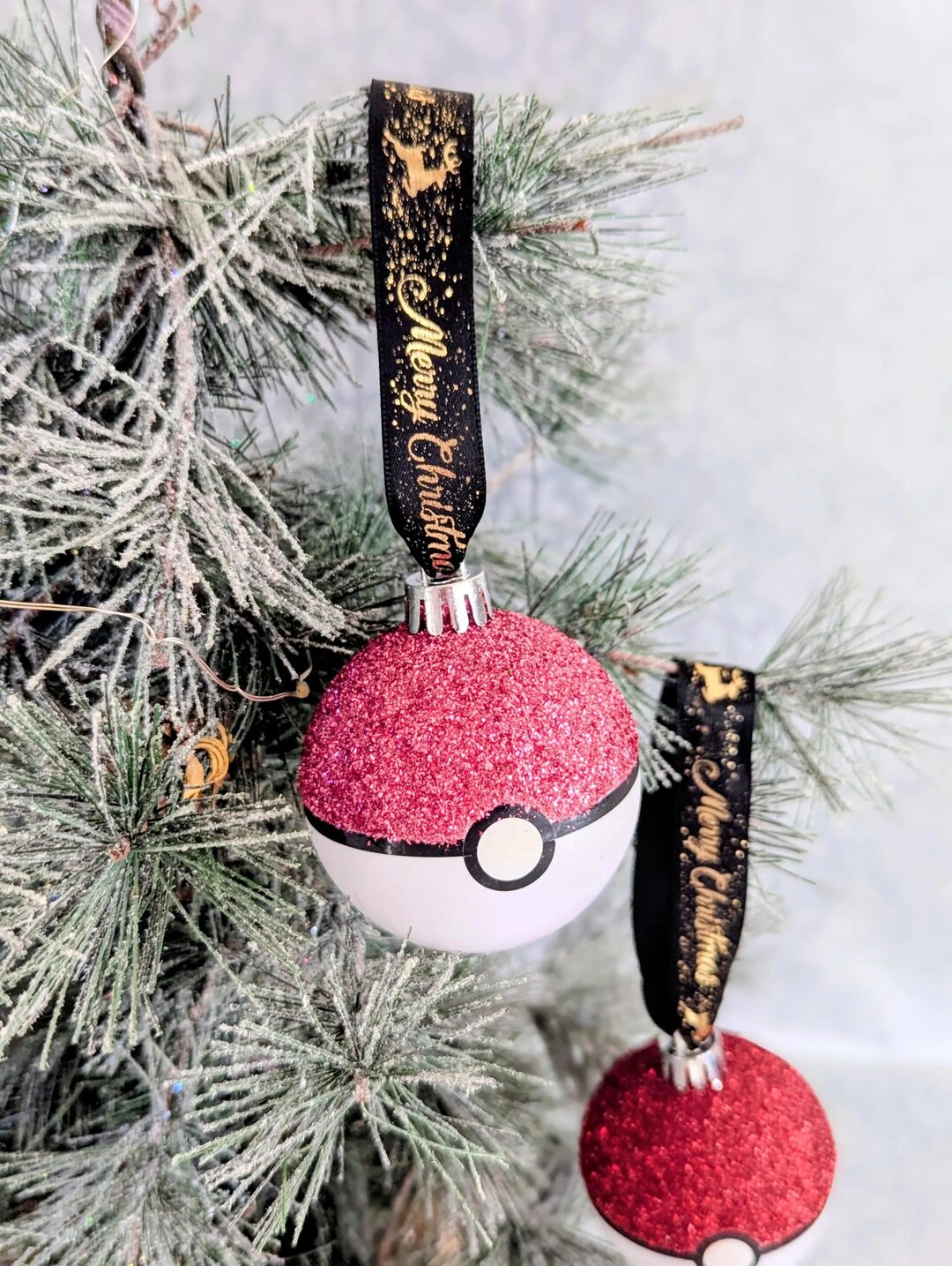 Pokeball Pokemon Christmas Glittered Bauble - Xmas Decoration ...