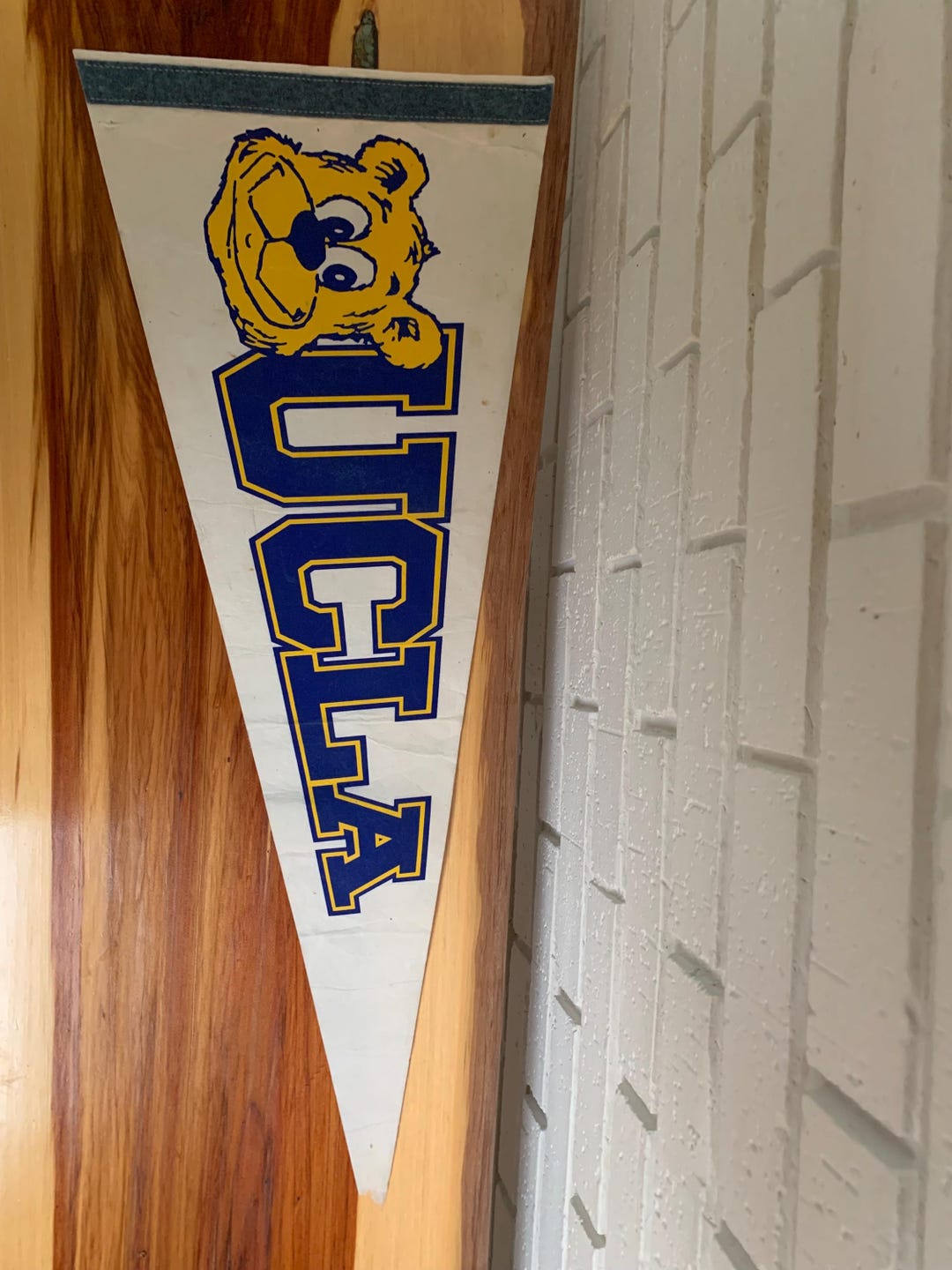 1980s UCLA College Felt Pennant With Bear Logo - Etsy
