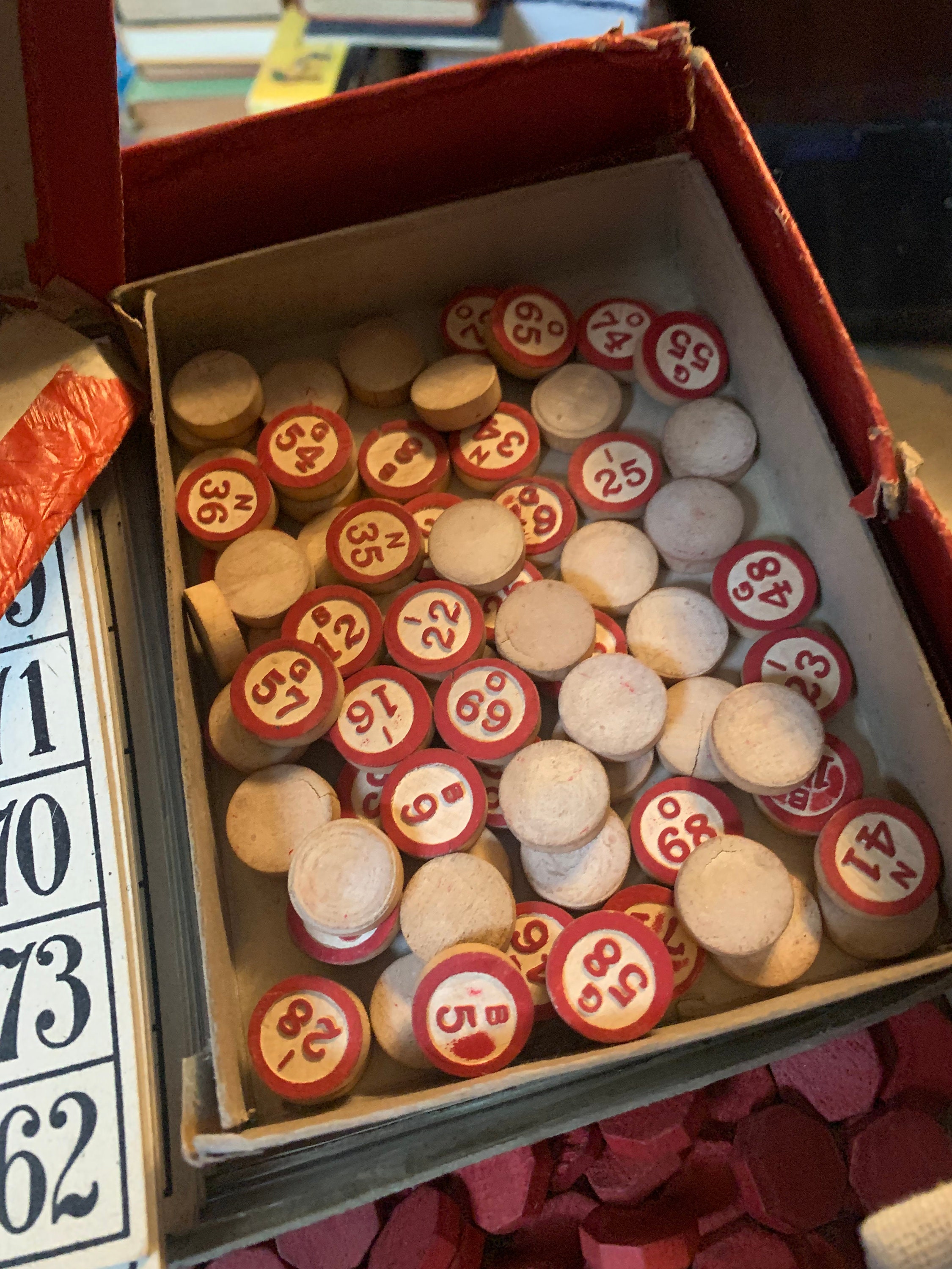 1920s Vintage Antique Bingo Game With 100s of Cards and Embossed ...