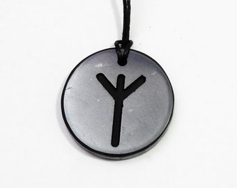 Rune Algiz Necklace - Etsy