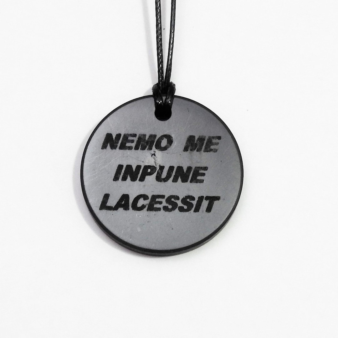 Pendentif Shungite Nemo Me Impune Lacessit Collier Gravé - Etsy France