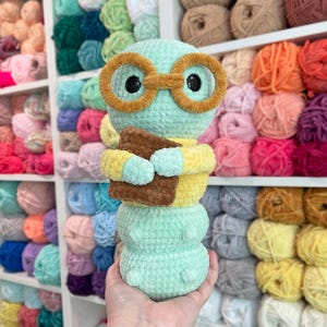 Blake Bookworm || Crochet Pattern PDF || Digital File Only - Etsy