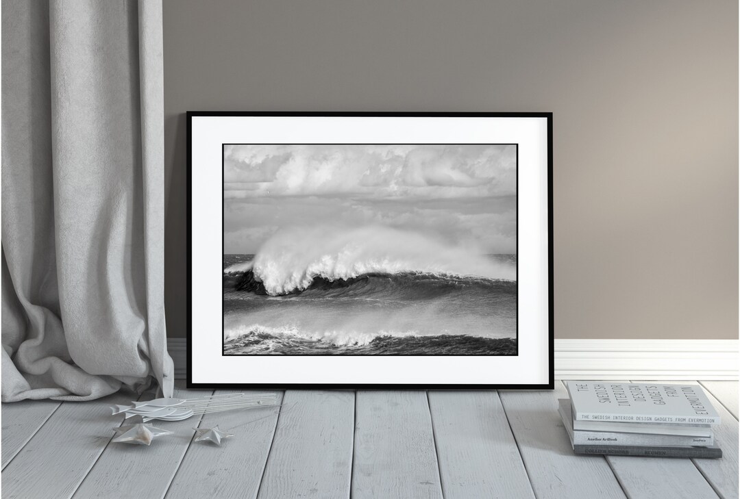 Dramatic Wave With Spray in Black and White, Outer Banks Art, OBX ...
