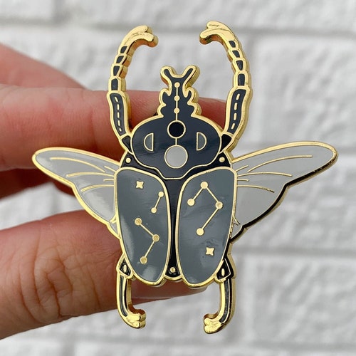 Moving Wing Goliath Beetle Enamel Pin - Etsy