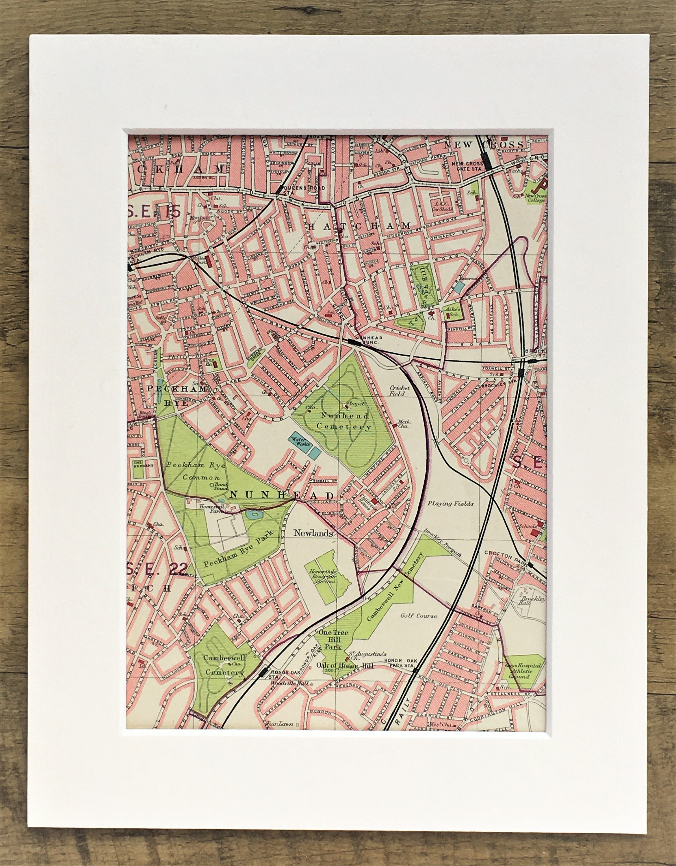 Home & Living Home Décor Bermondsey Wall Hanging Walworth Gift ...