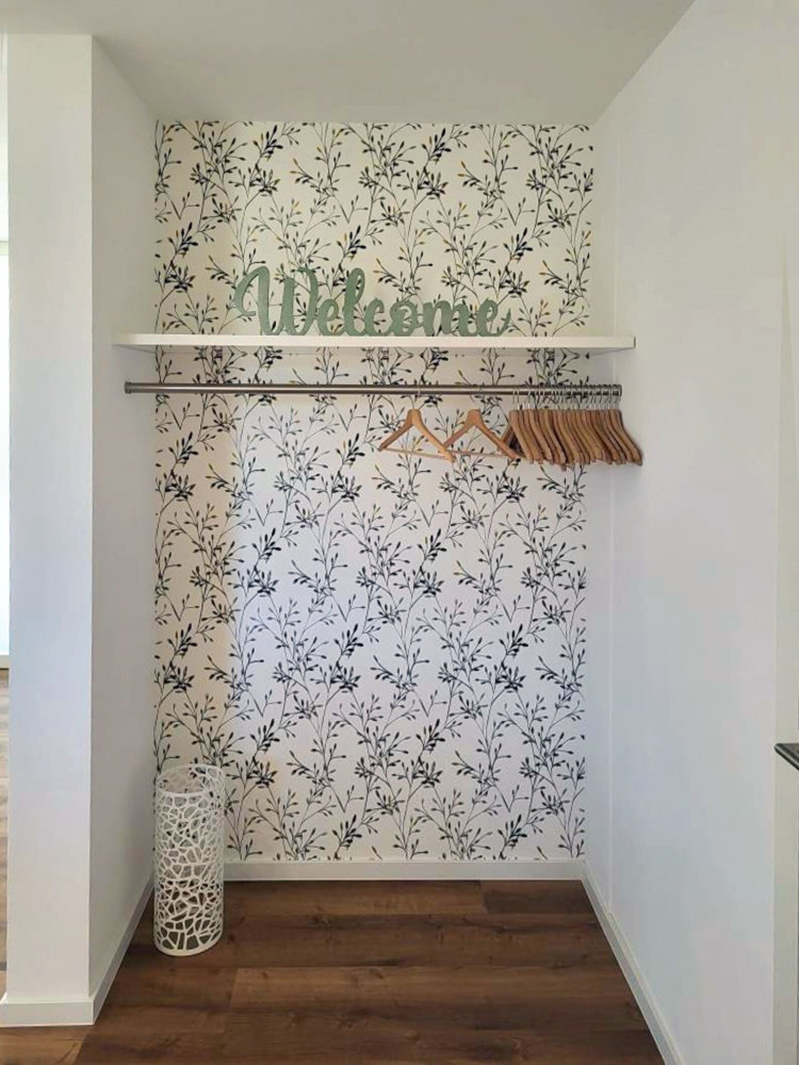 Large Self-standing Welcome Sign | Wooden Welcome Sign | Entrance Room ...