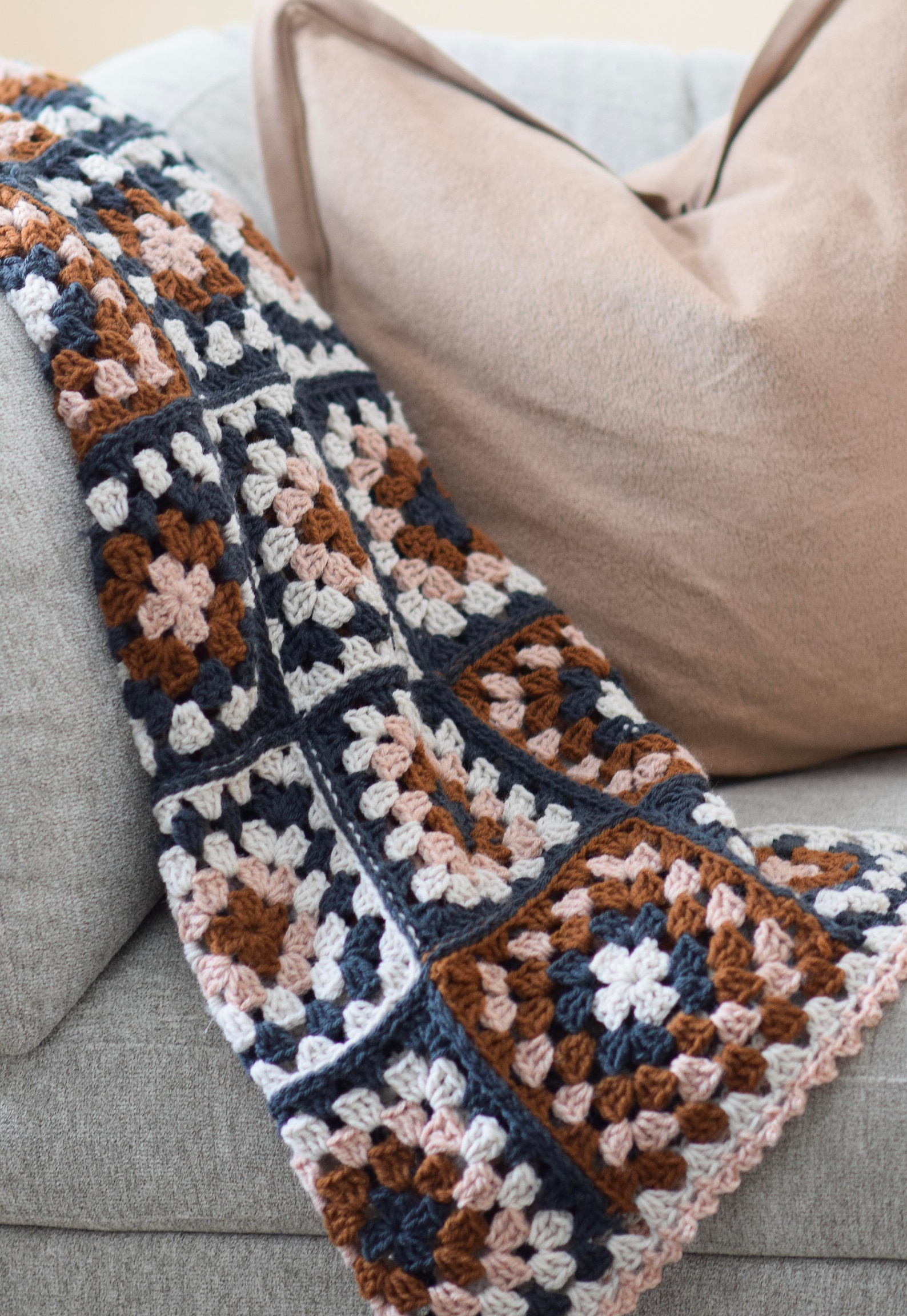 Granny Square Blanket, Nora Granny Square Throw Blanket Pattern, Granny ...