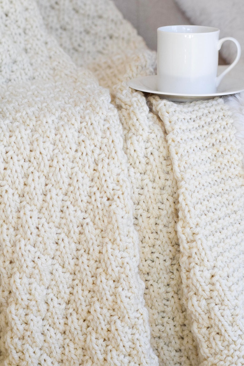 Billowy Knit Throw Quilted Look Blanket Pattern Pretty - Etsy