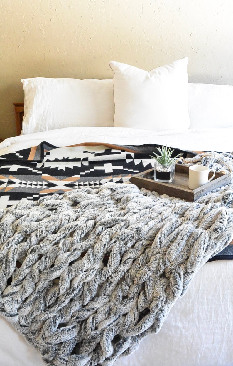 Arm Knit Chunky Blanket Pattern Knit Without Needles Fur - Etsy