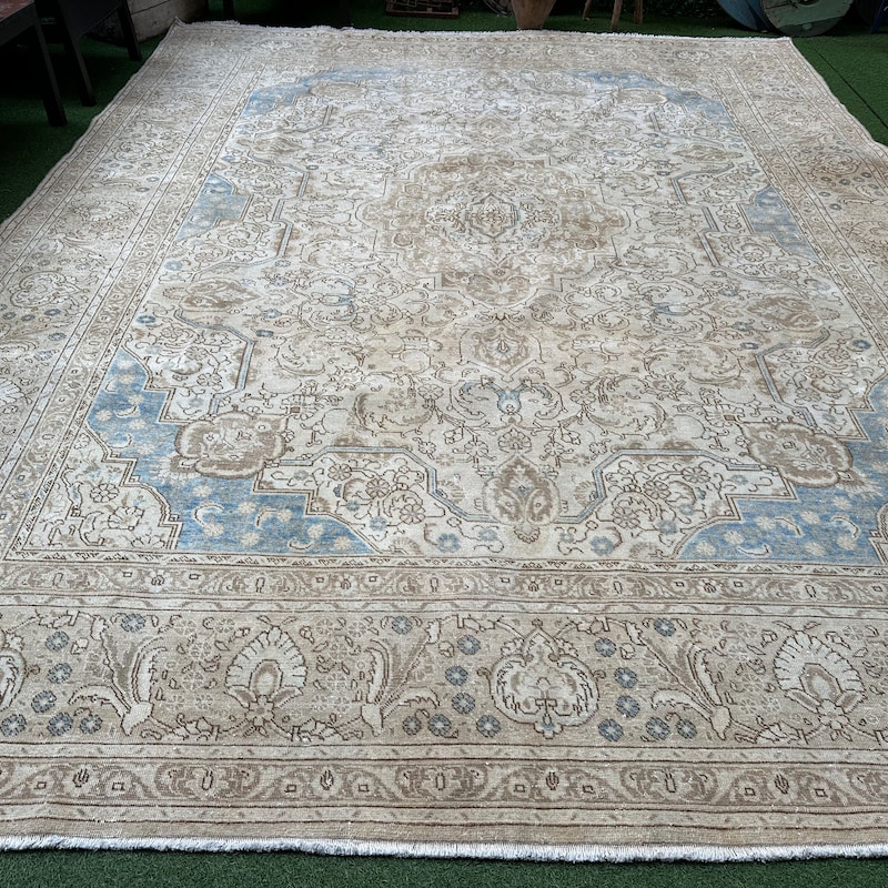 Large Vintage Rug - Etsy