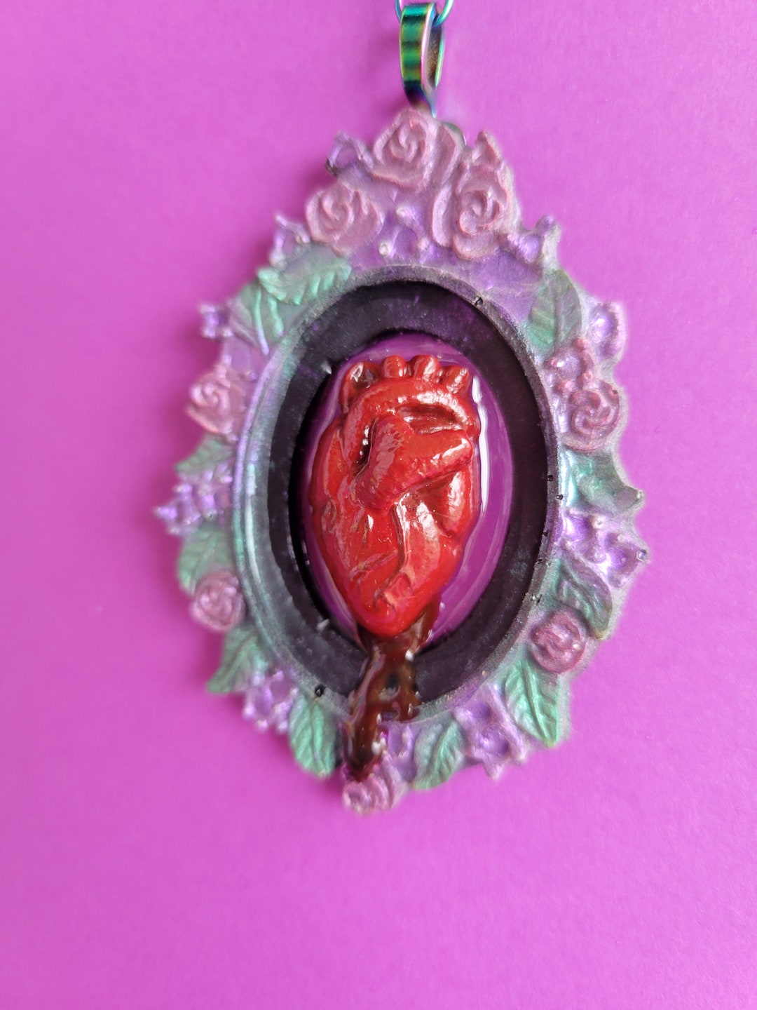 Anatomical Bleeding Heart Necklace - Etsy