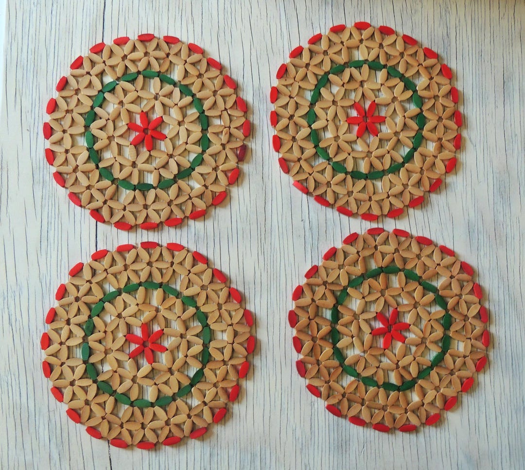 Set of 4 Round Wood Beaded Trivets, Natural Red Green, Retro Wood ...