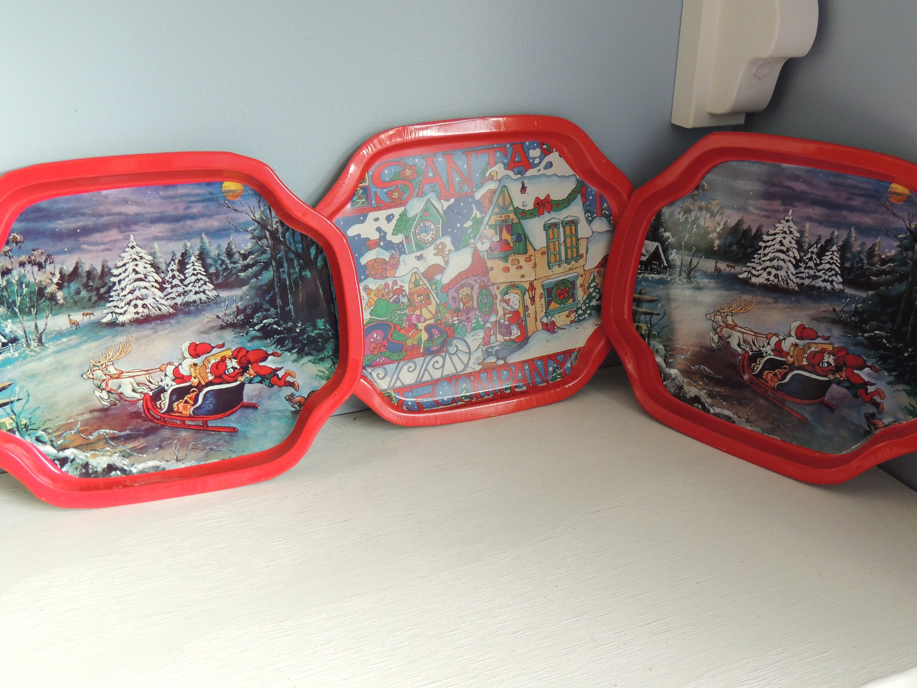 Vintage Christmas Tin Trays Snack Size Christmas Trays - Etsy
