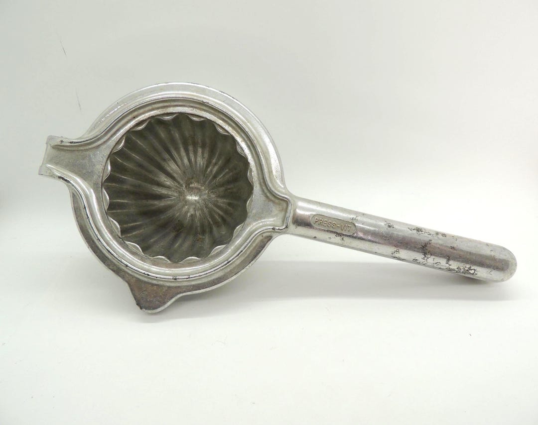 Vintage Press-vit Citrus Juicer, Made in Italy, 10" Long - Etsy