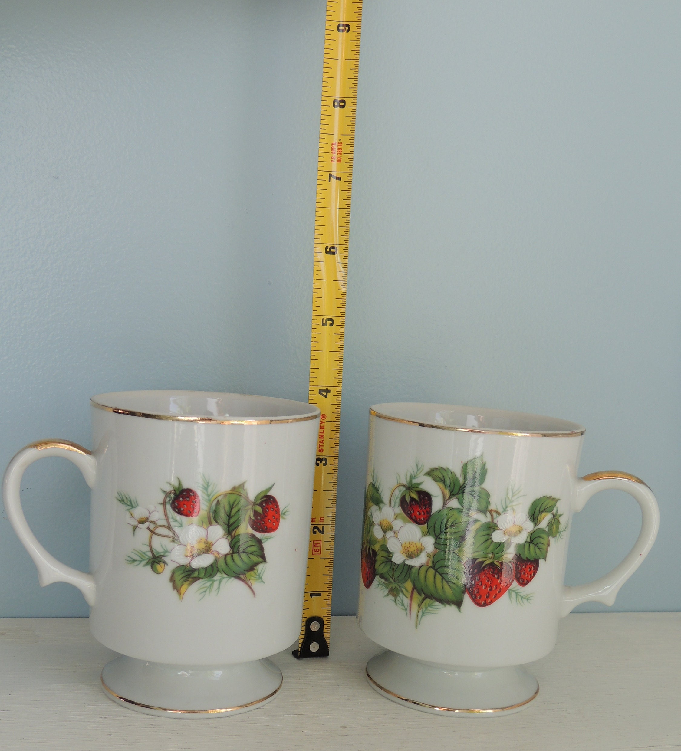 Set of 2 Vintage Strawberry Pedestal Mugs, Gold Trimmed Strawberry Tea ...