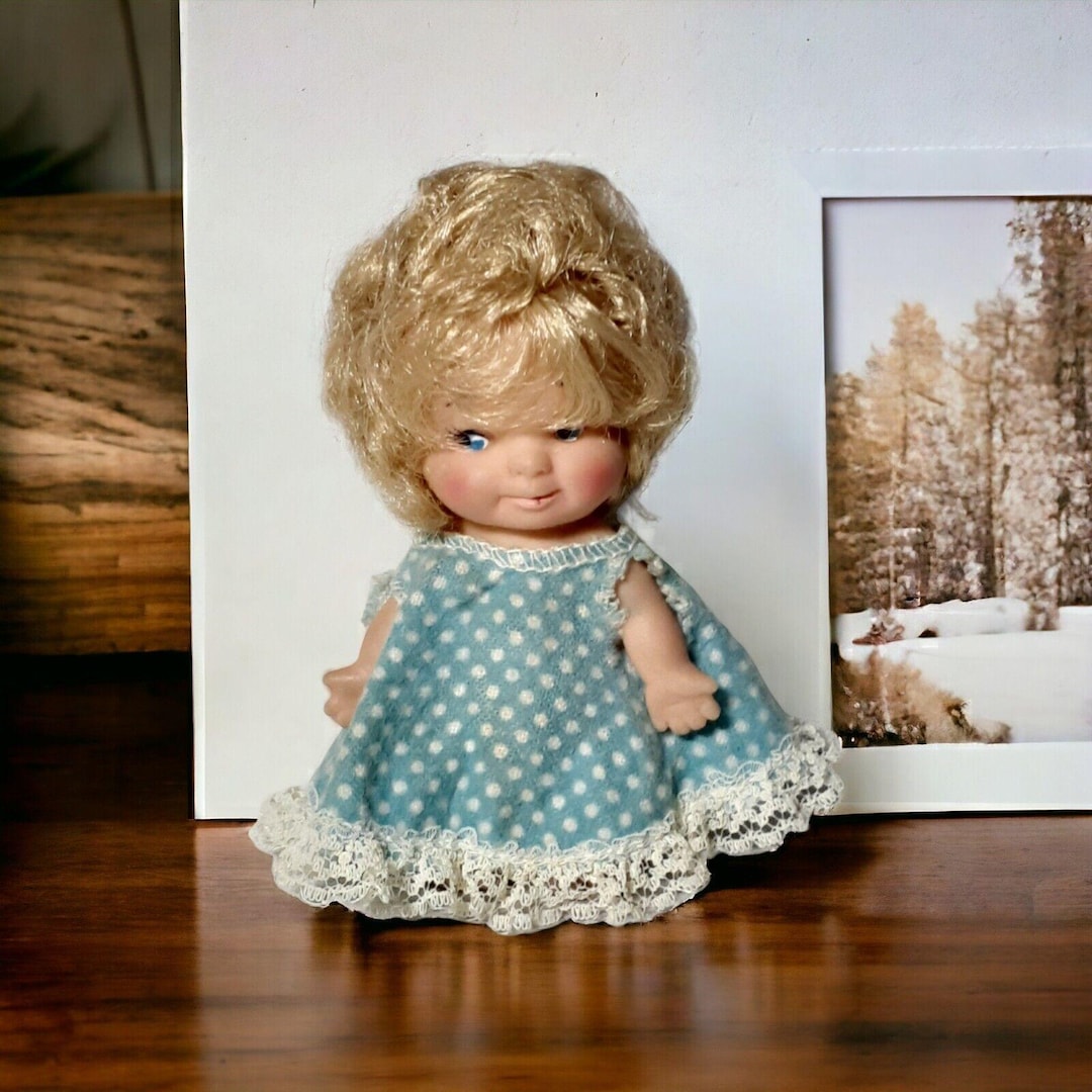 Pee Wee Doll Uneeda 1965 Blond Bubble Hair Style Blue Polka Dot Party ...