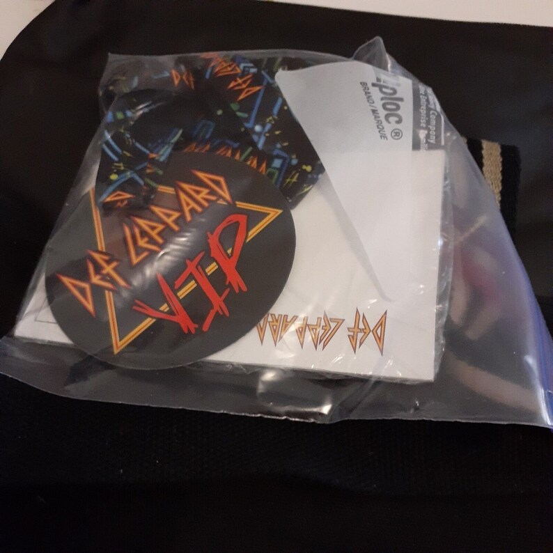 Def Leppard Band Memorabilia Travel Carry on Tote BAG VIP Lanyard ...