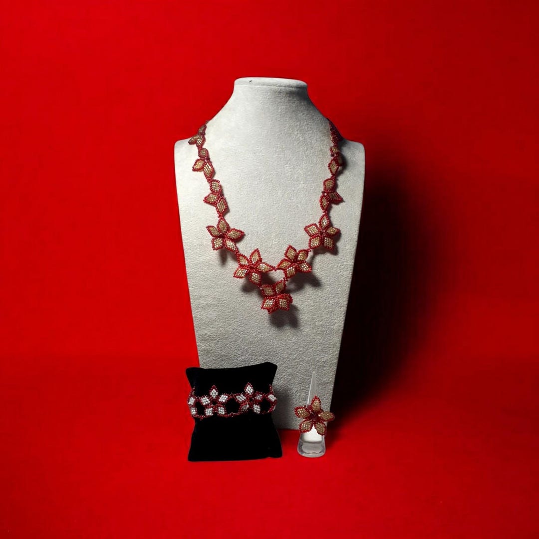 Vintage 80s Hand Beaded Jewelry Set Poinsettias Necklace Bracelet Ring ...
