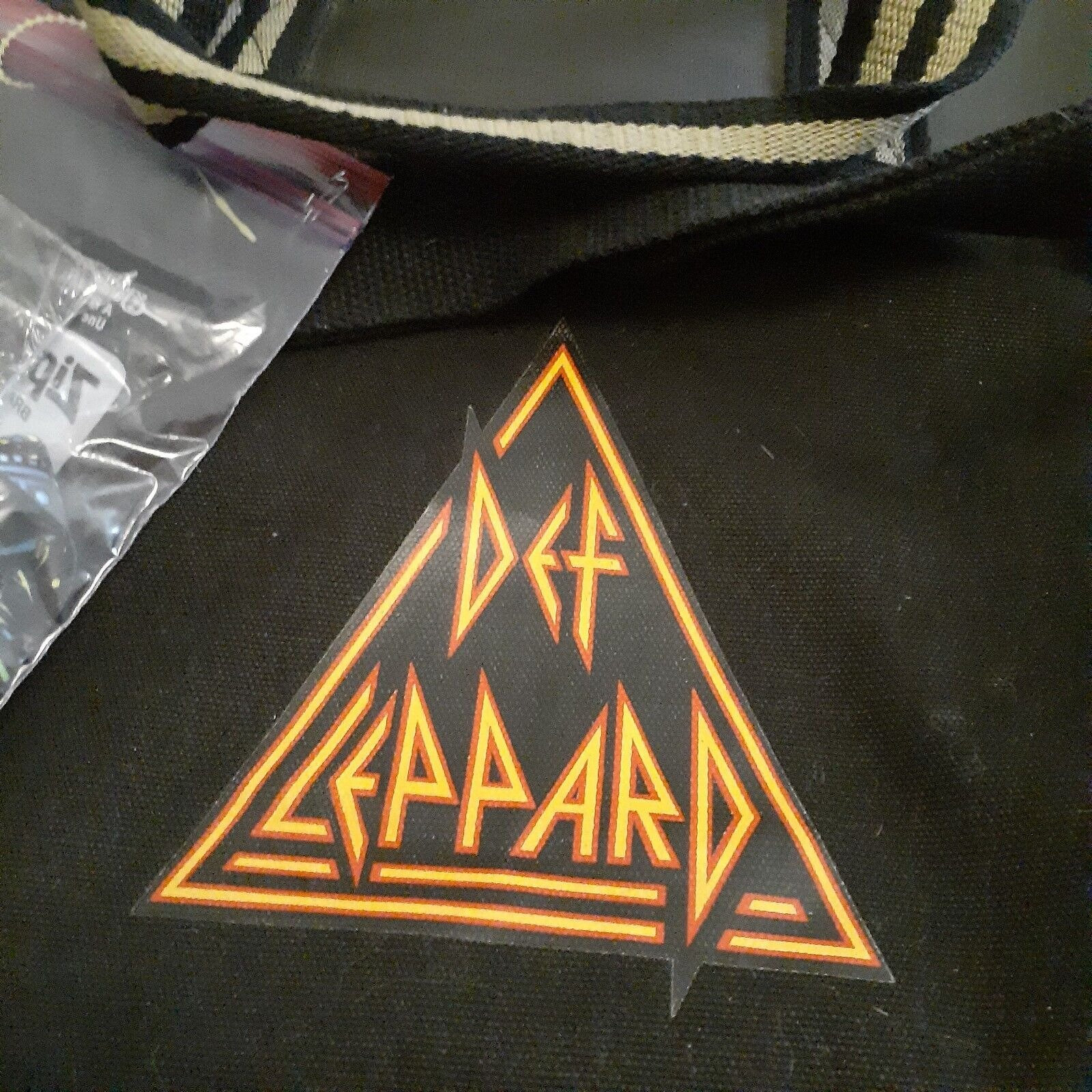 Def Leppard Band Memorabilia Travel Carry on Tote BAG VIP Lanyard ...