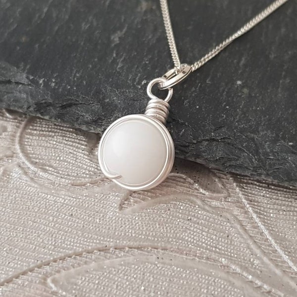 Alabaster Necklace - Etsy