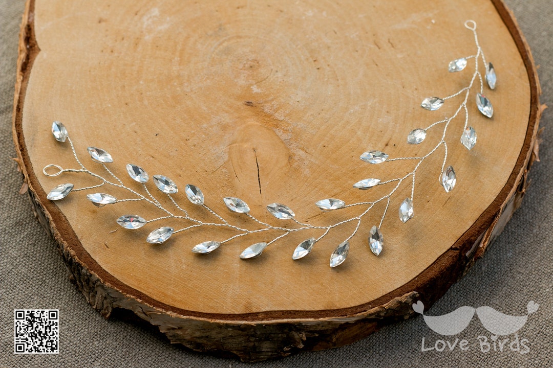 Short Bridal Wreath, Hair Room, Rhinestone Hairband - Etsy