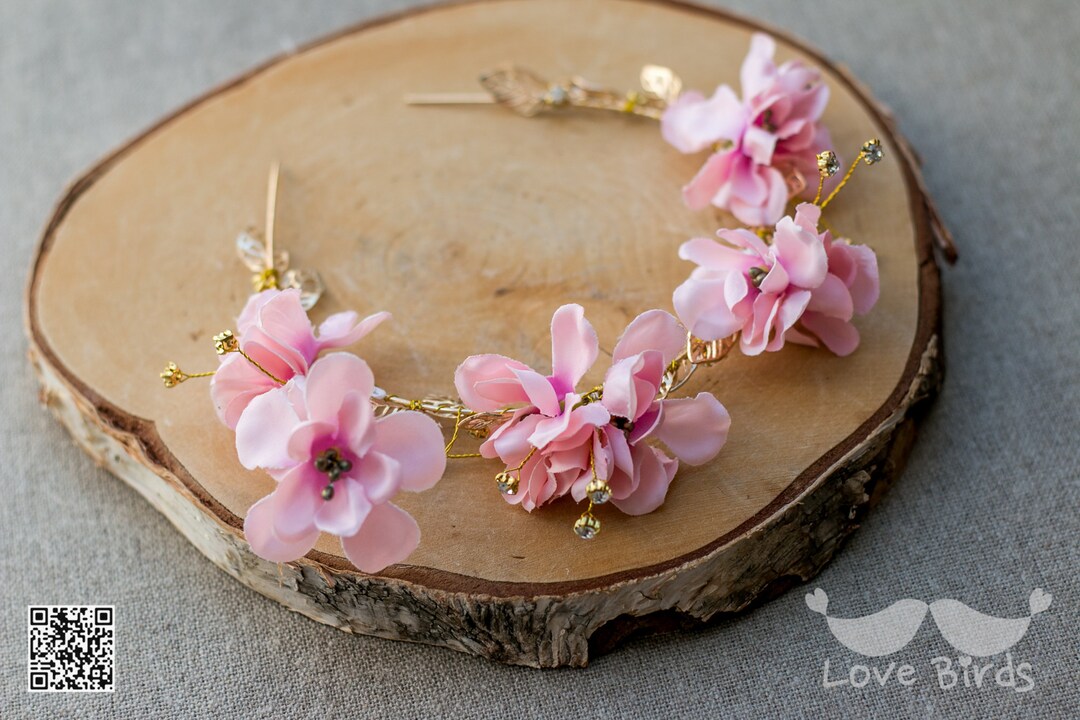 Bridal Wreath, Red Flower, Wreath With Pink Flowers - Etsy