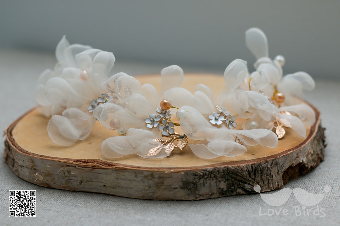 Bridal Wreath, Vine, Wreath With Leaves/flowers - Etsy