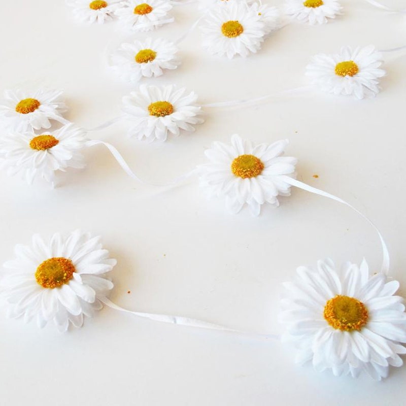 Daisy Garland - Etsy