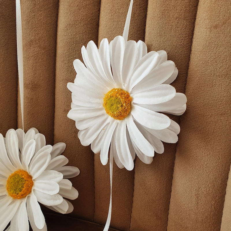 Daisy Garland - Etsy