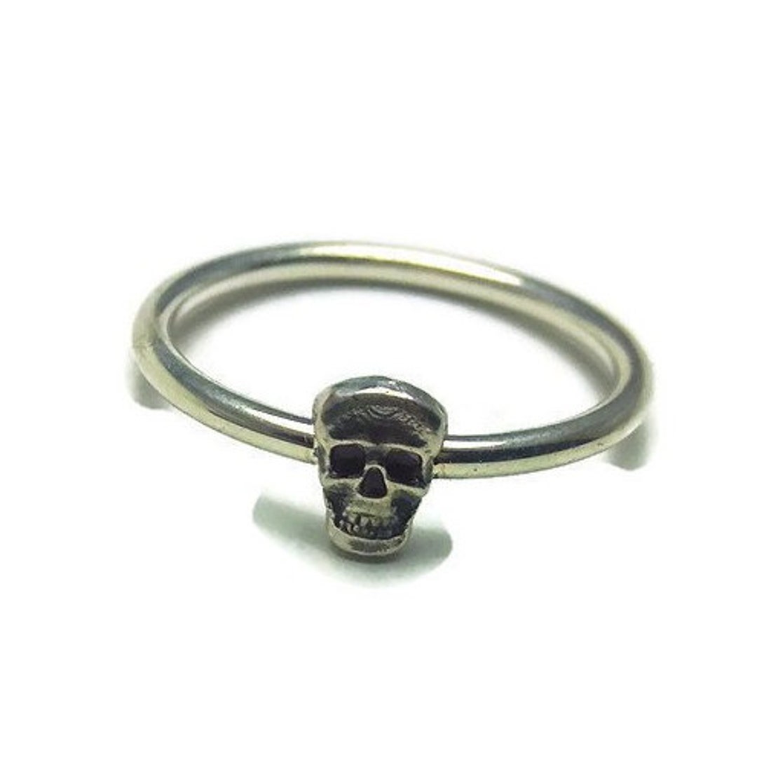 Silver Skull . Small Silver Skull Ring . Gift for Women - Etsy