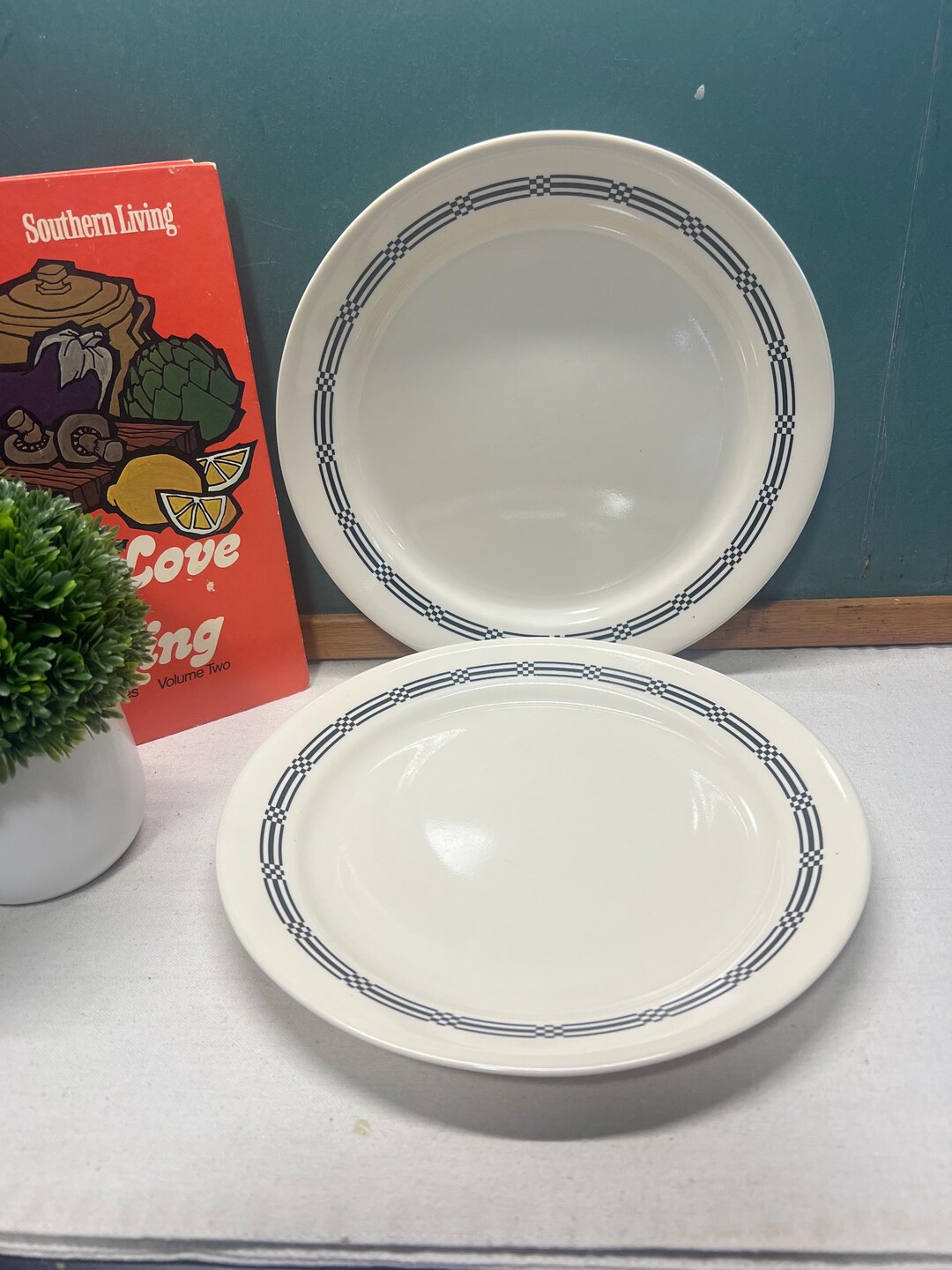 Rare Corelle Prism Pattern Plates Set of Two - Etsy