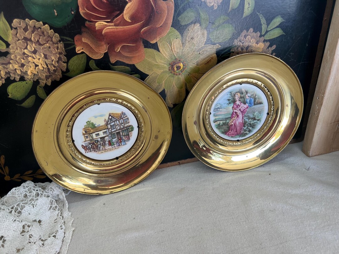 Brass Framed Wall Plates Set of Two Made in England - Etsy