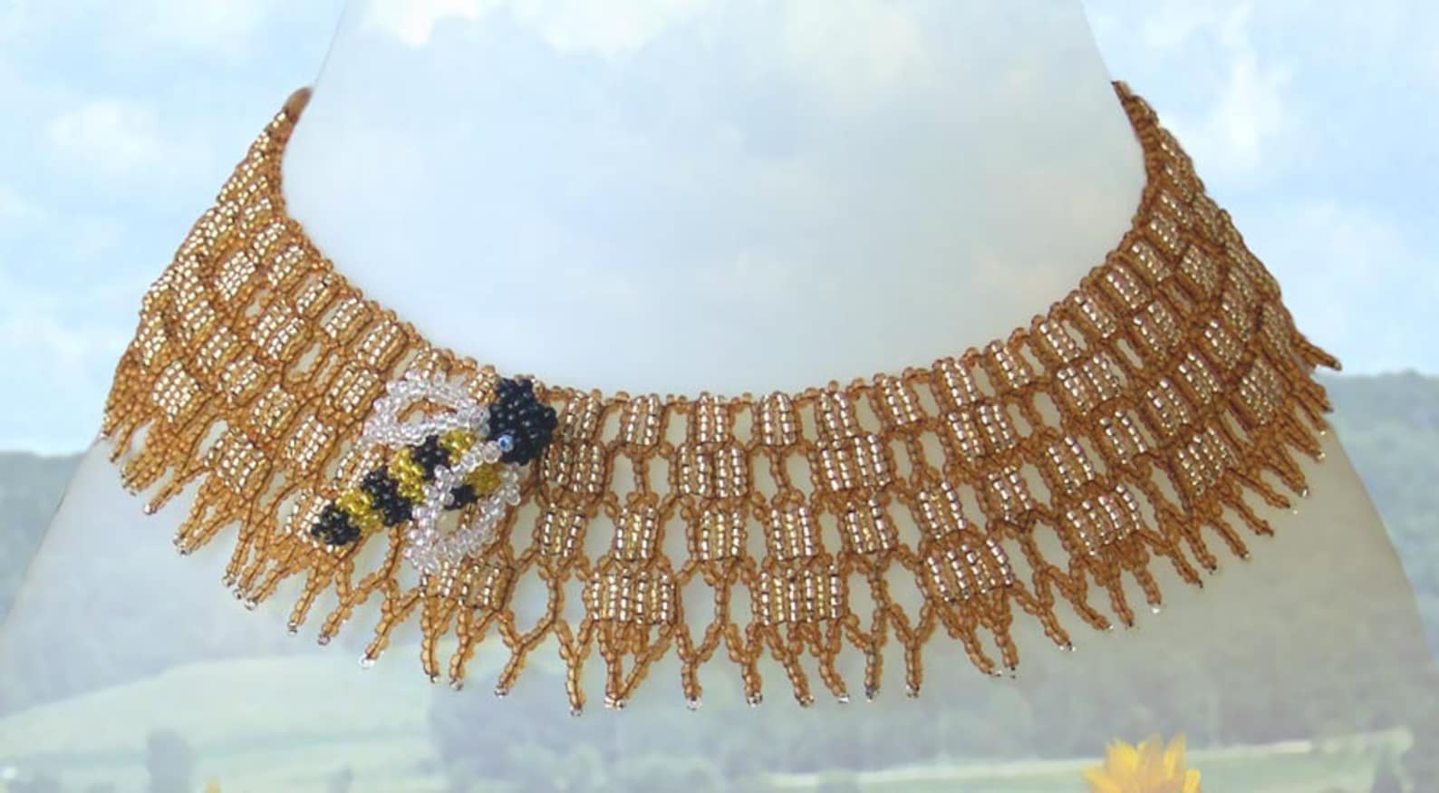 Beginner Pattern Seed Beaded Honeycomb Bee Necklace Instructions ...