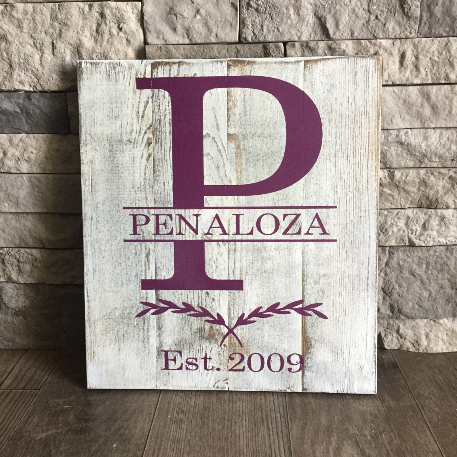 Personalized Family Name Wooden Sign - Etsy