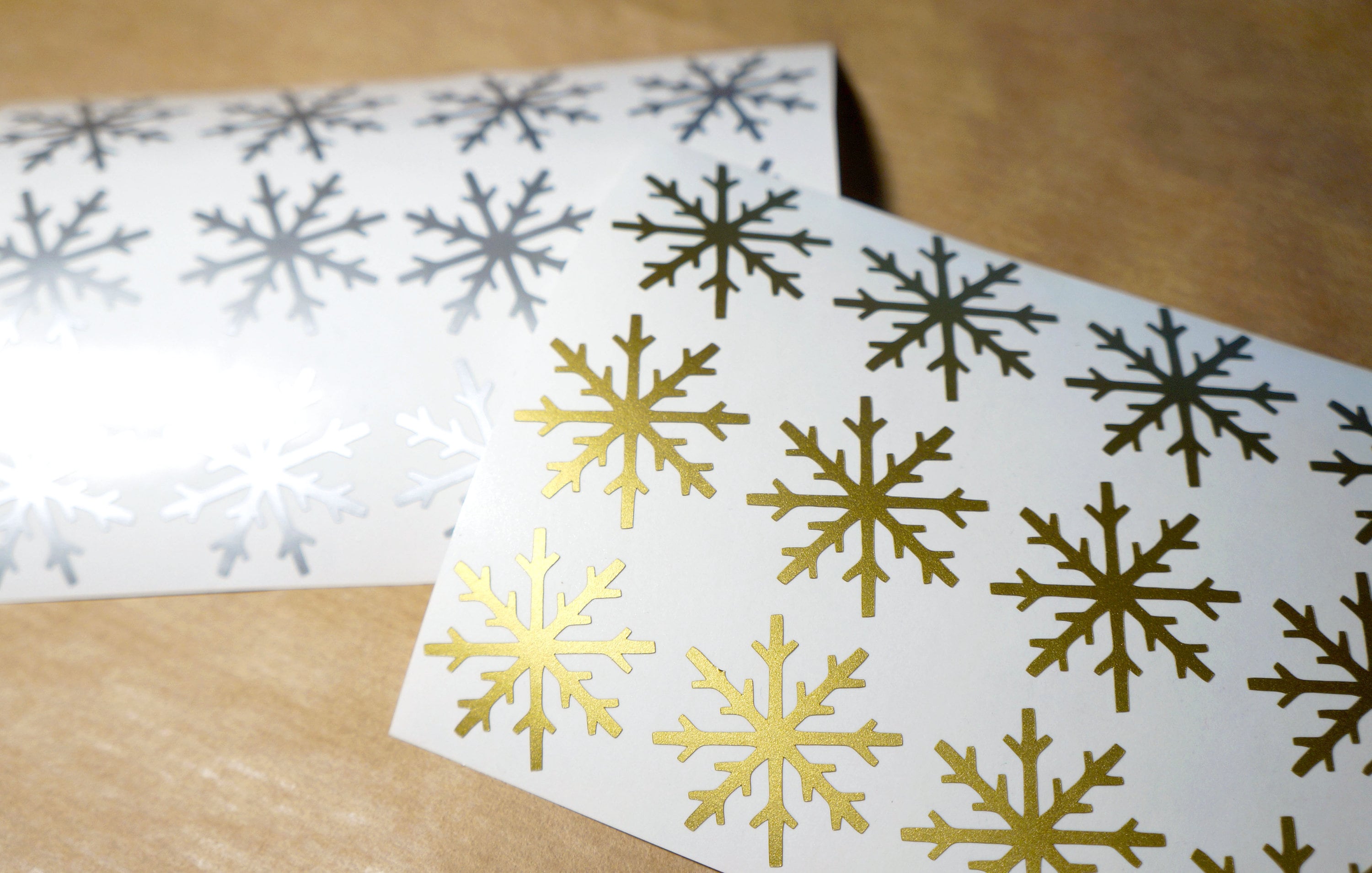 30 Snowflake Stickers Holiday Stickers Winter Decal Gift | Etsy