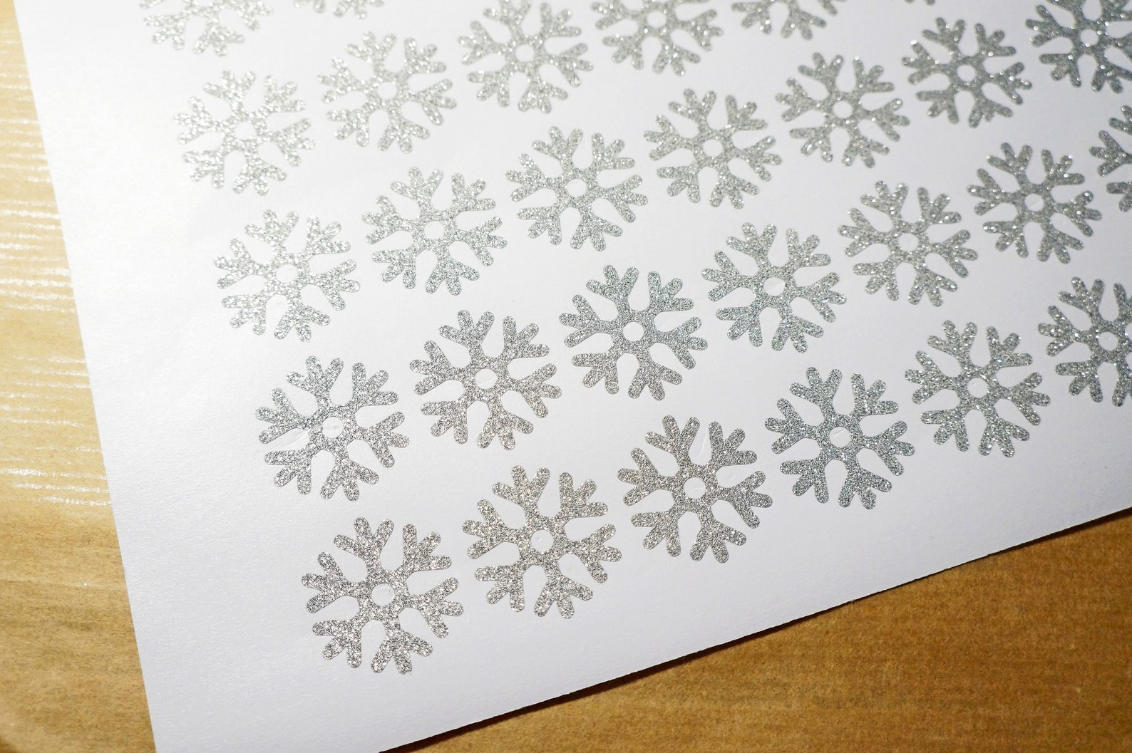 20 Glitter Snowflake Stickers Christmas Invitation Seals - Etsy