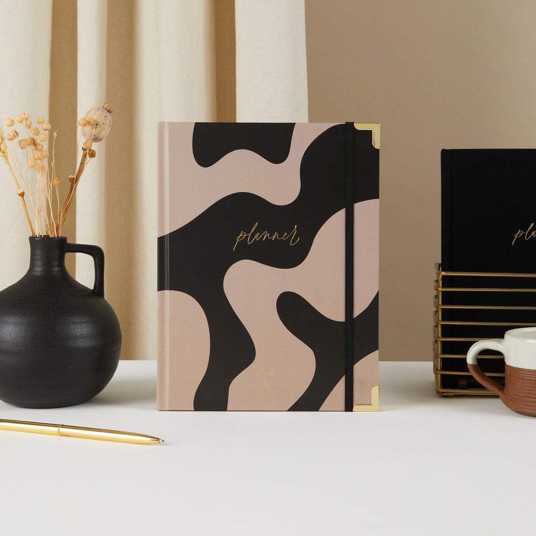 Undated Weekly Planner - Curve (minimalist), Luxury Diary, Organiser ...