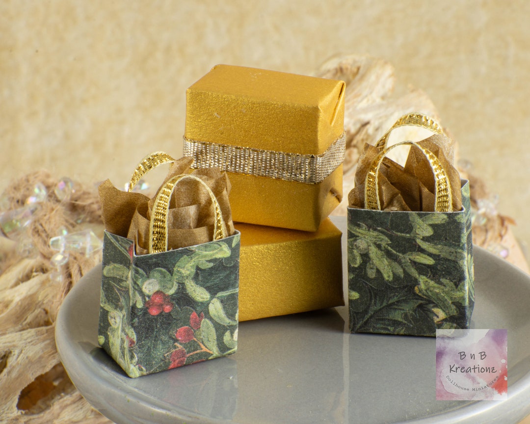 Miniature Presents With Gold & Holly for 1:12 Scale Dollhouse Miniature ...