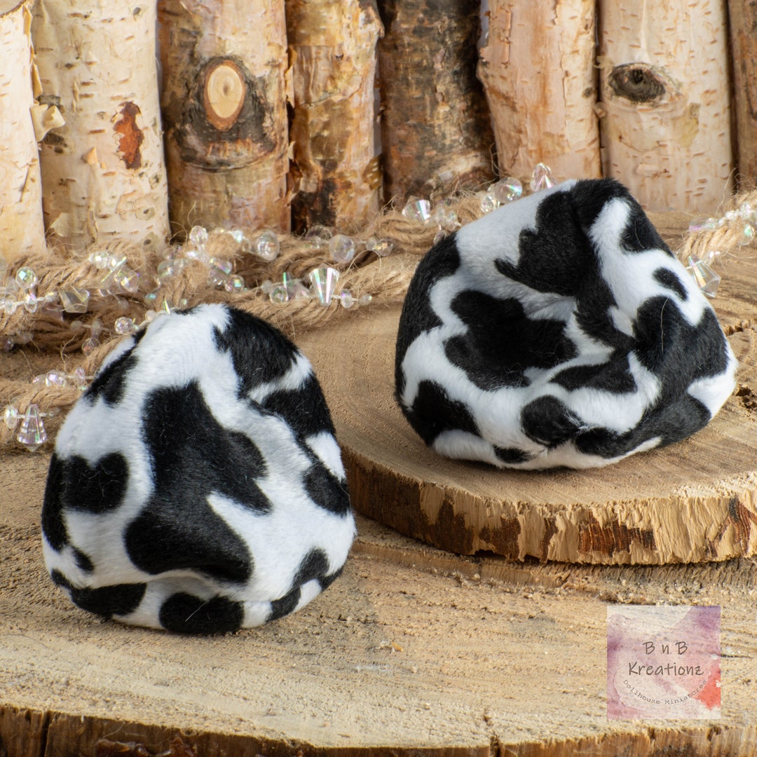 Miniature Bean Bag Chair in Fuzzy Cow Print for 1:12 Scale Dollhouse ...