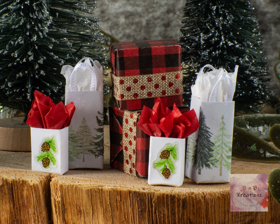 Miniature Presents With Trees & Red Buffalo Check for 1:12 Scale ...