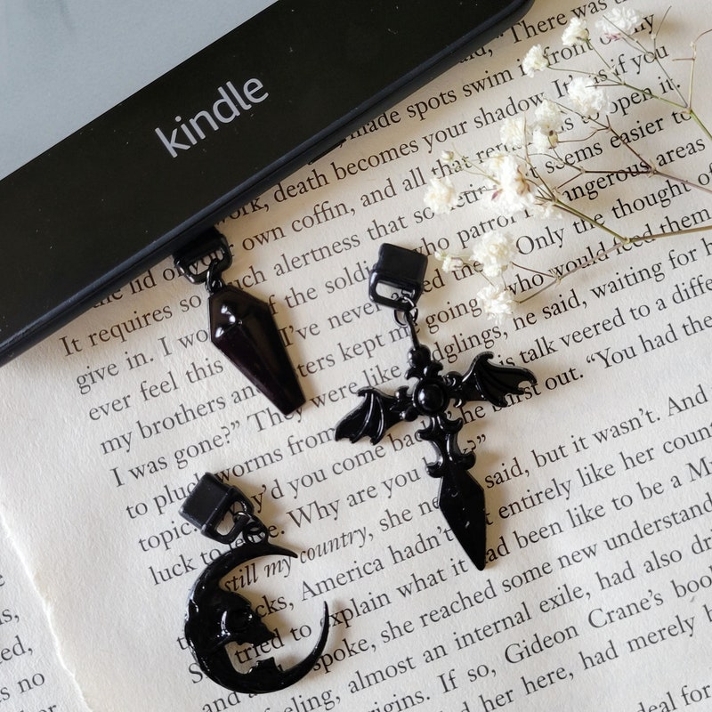 Phone Plug Charm - Etsy