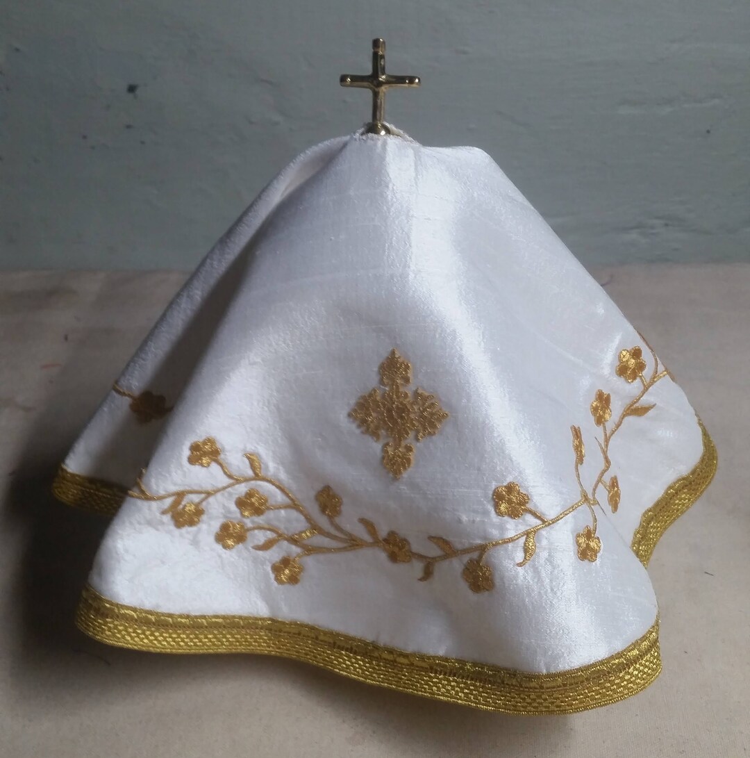 White Silk Ciborium Veil With Adored With Gold Crosses & Gold Leaves - Etsy
