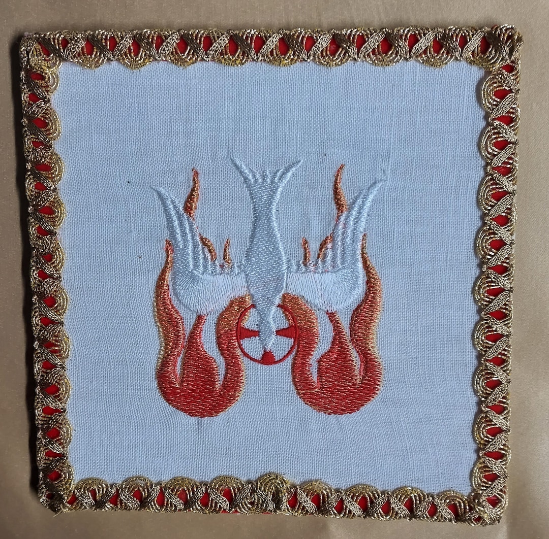 Embroidered Holy Spirit Chalice Pall. Handmade 100% Linen. Descending ...