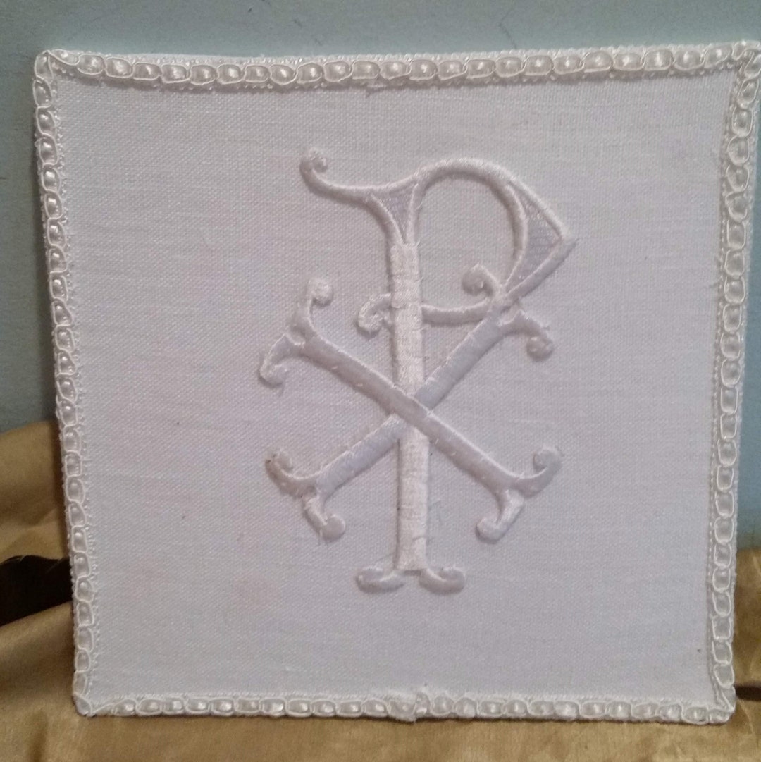Handmade Chalice Pall Made With 100% Linen W White Chi-rho - Etsy
