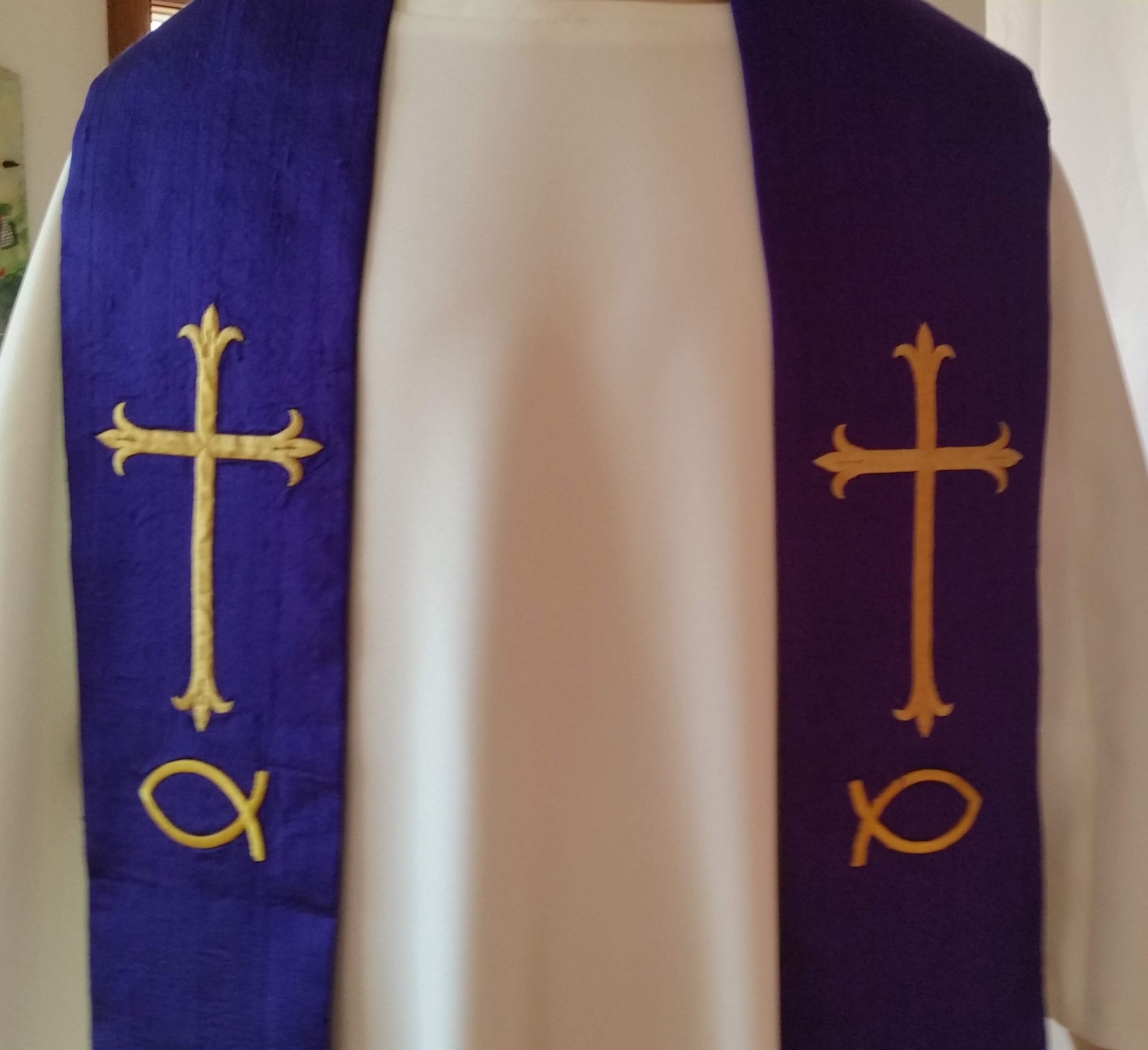 Handmade Purple Silk Clergy Stole With Cross & Fish Appliqués Nice Gift ...